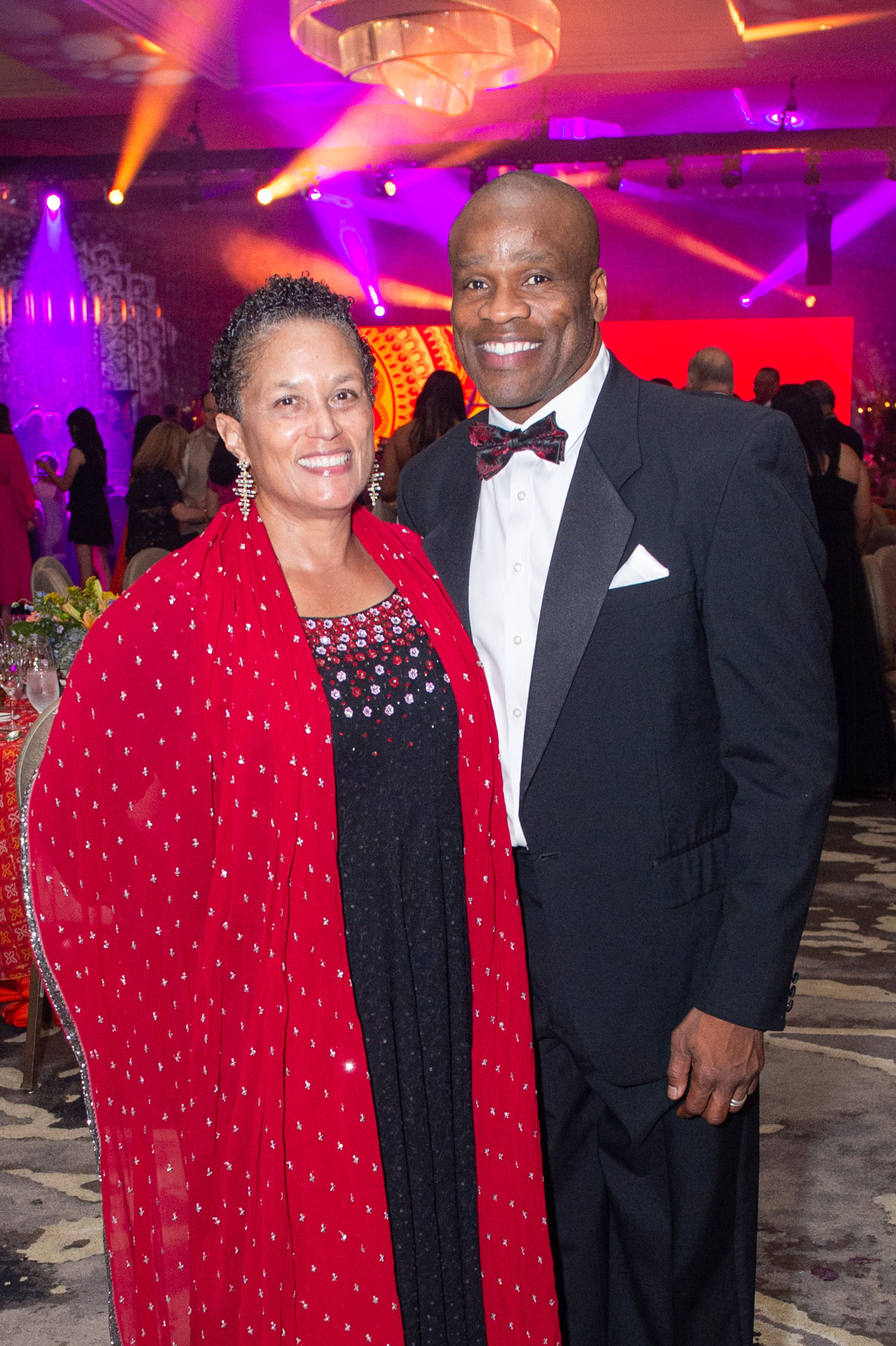 Gala guests raise $630K for UH Law Center during ‘Bollywood Bling’ event